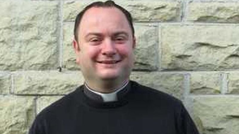 Cornwall vicar resigns over affair with parishioner - BBC News