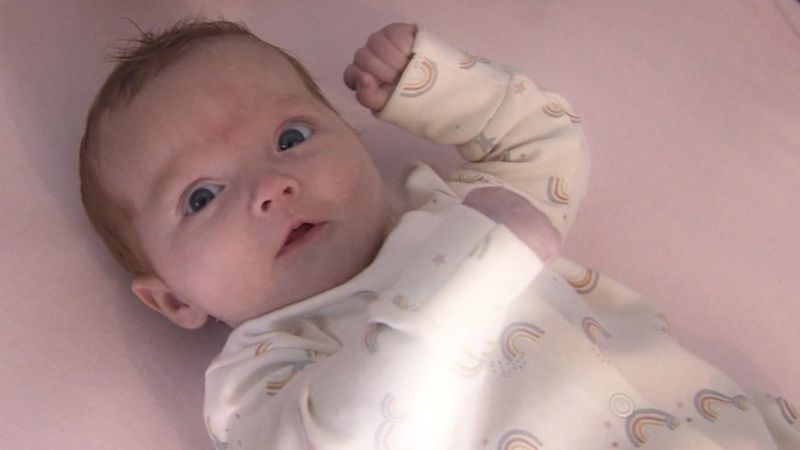 Women say rainbow baby completes family - BBC News