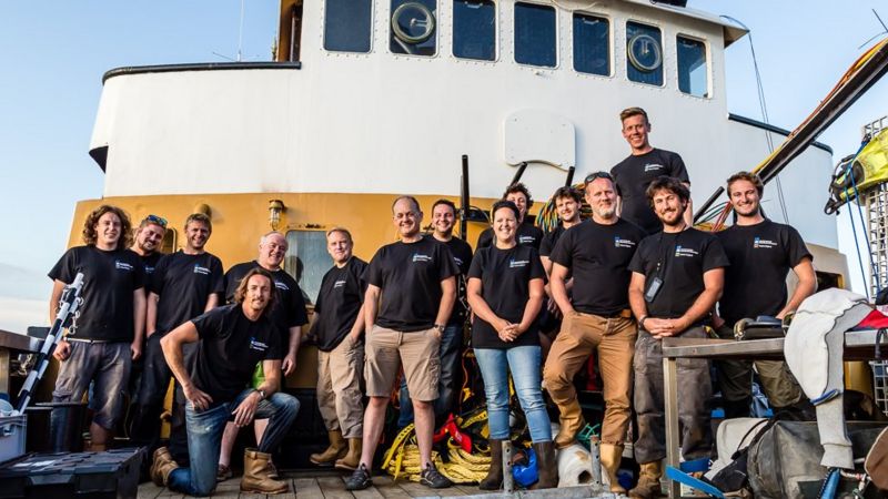 Goodwin Sands 'treasure trove' Dutch shipwreck excavated - BBC News