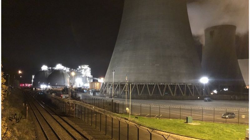 The 'green' row over the UK's largest renewable power plant - BBC News