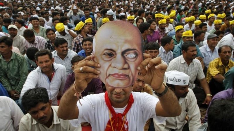 India caste violence leaves one dead at Rohtak protest - BBC News