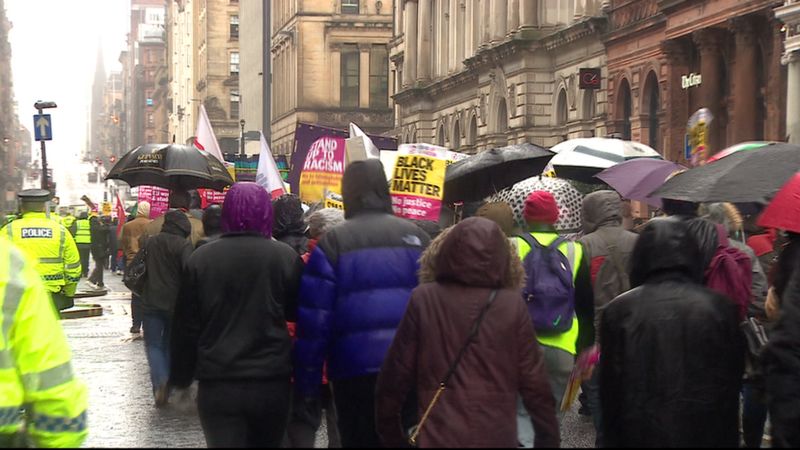Stand up to Racism protests held in Glasgow - BBC News