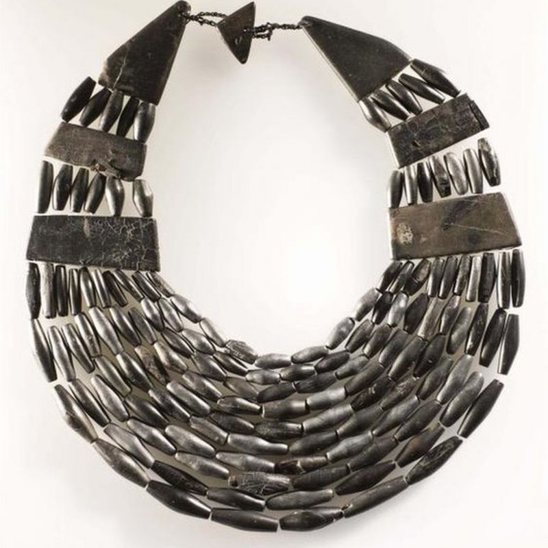 Artefacts unearthed in Dunragit A75 road work go online - BBC News