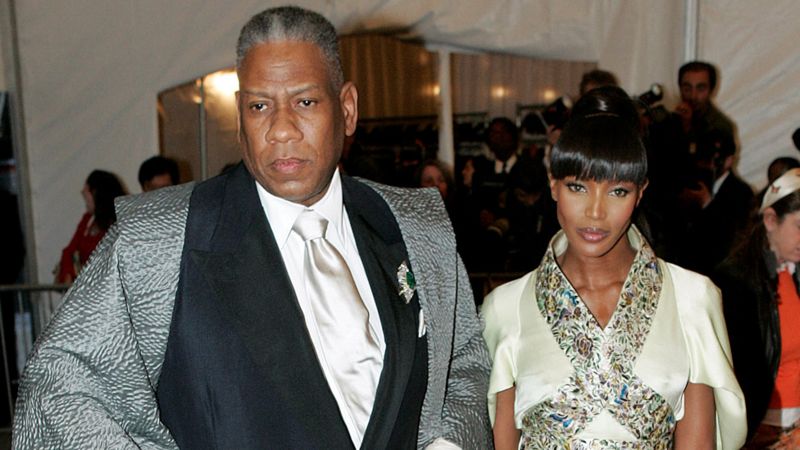 Andre Leon Talley: Former Vogue creative director dies aged 73 - BBC News
