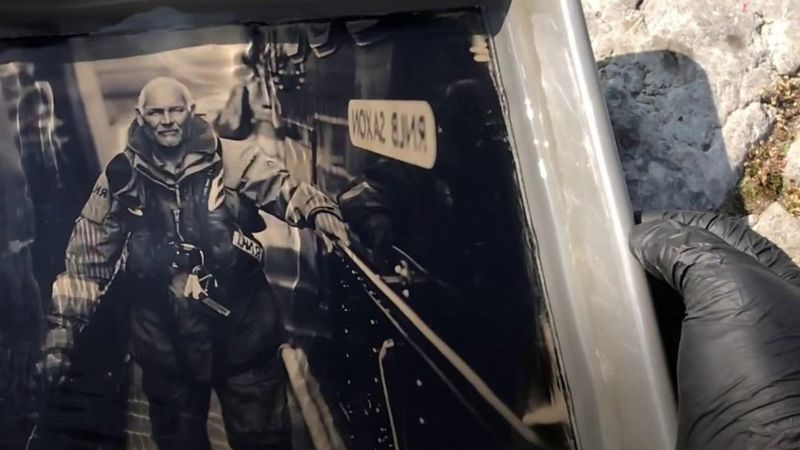 Forgotten cache of RNLI pictures 'preserved for posterity' - BBC News