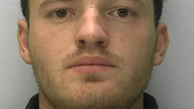 Gloucester hammer attacker Benjamin Wilkinson jailed - BBC News