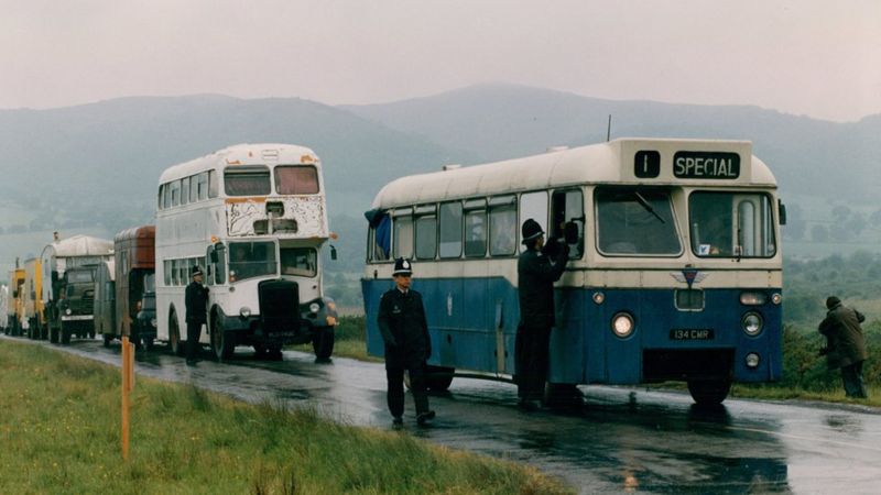 Castlemorton Common: The rave that changed the law - BBC News