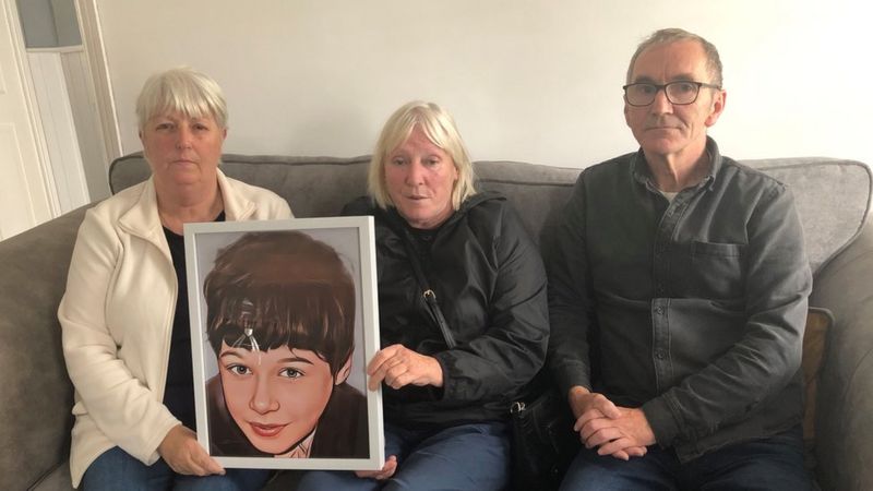 Daniel Hegarty: Veteran accused of teenager's death dies - BBC News