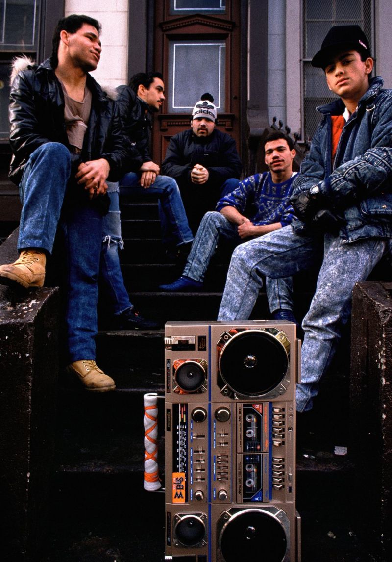 Capturing East Harlem in the 80s - BBC News