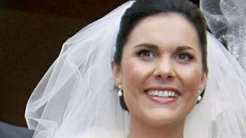 Michaela McAreavey: Three to be prosecuted over mocking video - BBC News