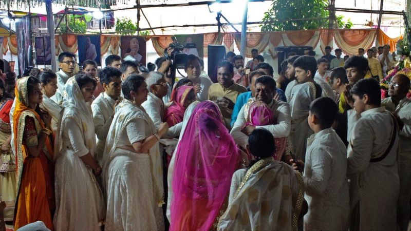 India Jains: Why are these youngsters renouncing the world? - BBC News