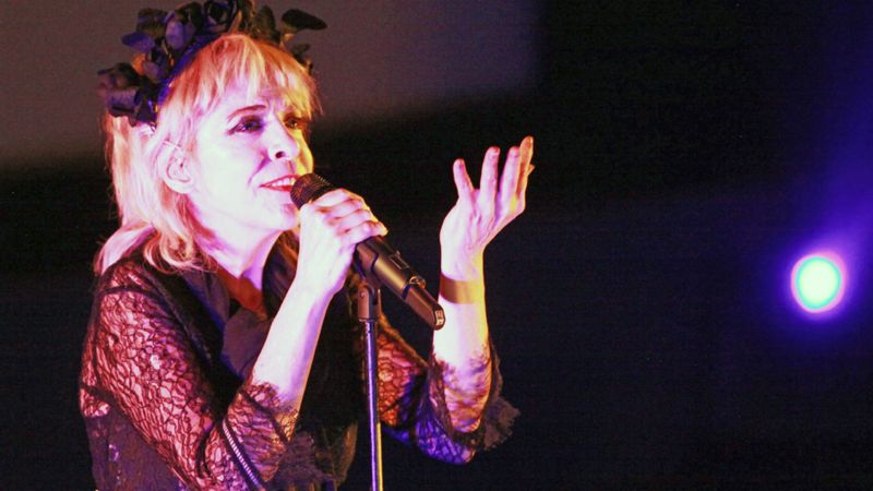 Julee Cruise: Twin Peaks creator David Lynch pays tribute to 'great ...