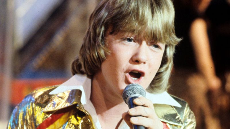 Keith Chegwin: His life and career in pictures - BBC News
