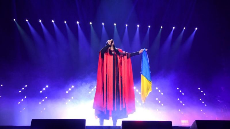 Concert For Ukraine: Five things that happened on the night - BBC Newsround