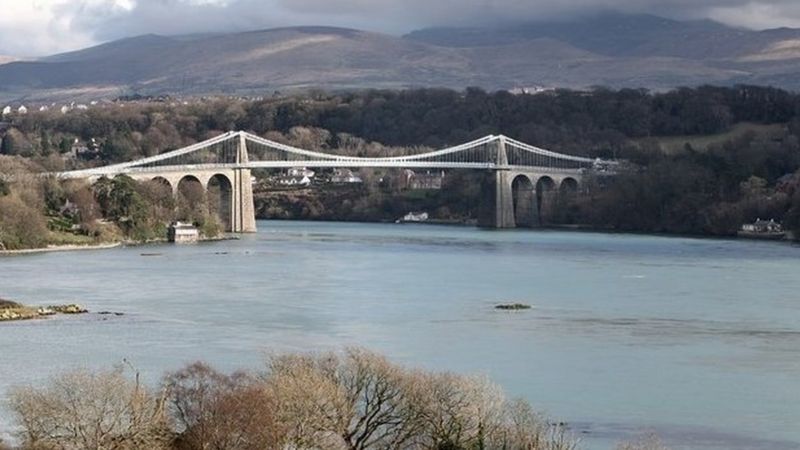 Preferred third Menai crossing announced by first minister - BBC News