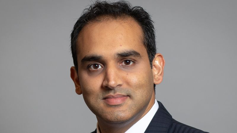 Ramadan: How do Muslim politicians balance work and fasting? - BBC News