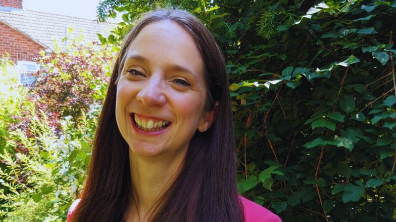 Mid-Bedfordshire Tory MP candidate asked to stand down as PCC - BBC News