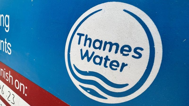Thames Water fined £3.3m over river sewage - BBC News