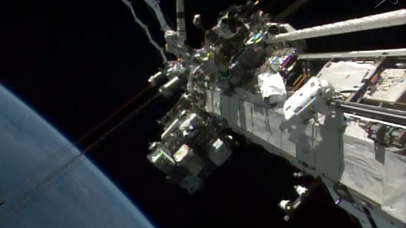 10 key moments in space exploration - BBC News