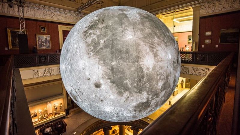 Museum of the Moon sculpture lands at Exeter Cathedral - BBC News