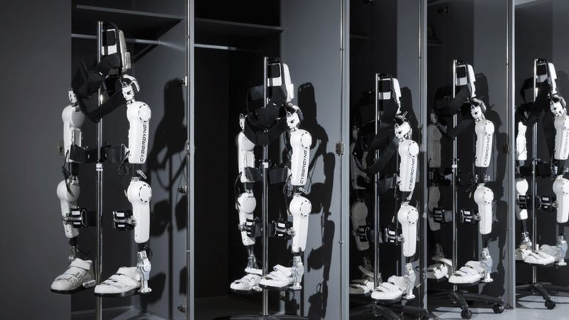 Exoskeleton that allows humans to work and play for longer - BBC News