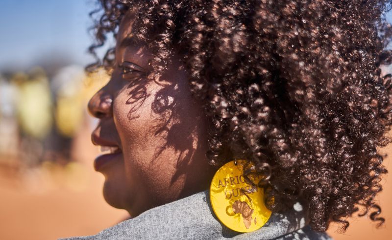 Africa's year in pictures 2023: Fans, snow and checkmate - BBC News