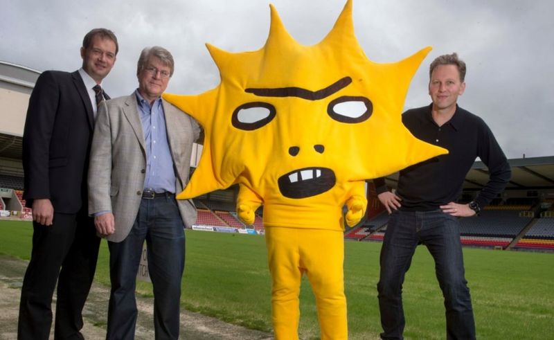 Say 'hi' to Crusty the Pie - Wigan's new mascot - BBC Newsround