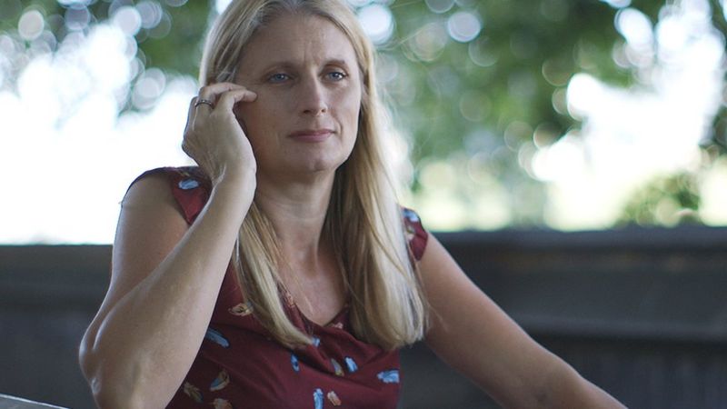 'Without suicide forums, Callie might still be alive' - BBC News