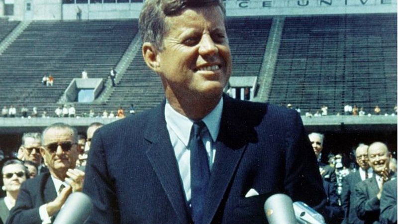 Apollo 11 Moon landing: Everything you need to know - BBC Newsround