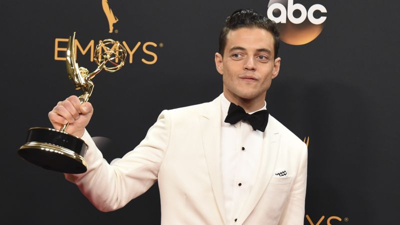 Emmys: Rami Malek leads victories for minority actors - BBC News