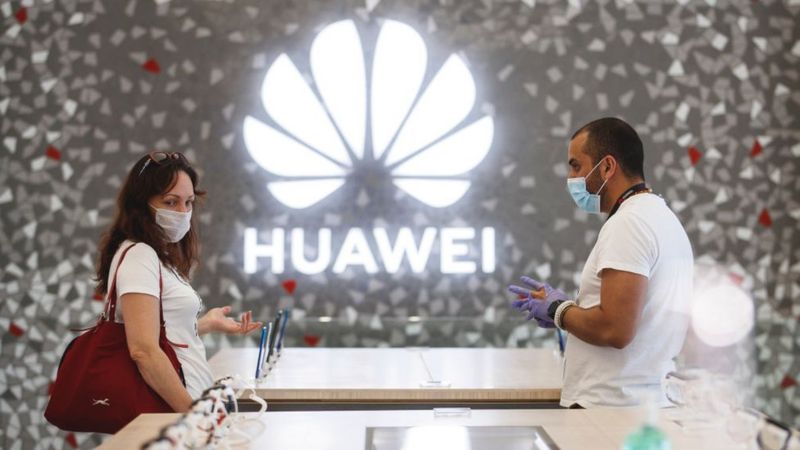 Huawei's £1bn research centre near Cambridge approved - BBC News