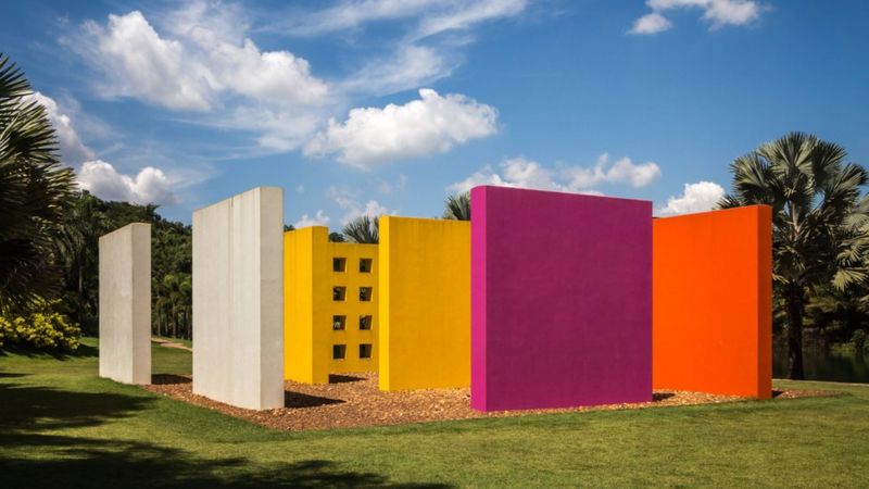 The rise and fall of Brazilian art patron Bernardo Paz - BBC News