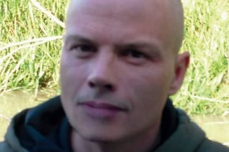 Mark Cookson: Family seek justice seven years after man's death - BBC News