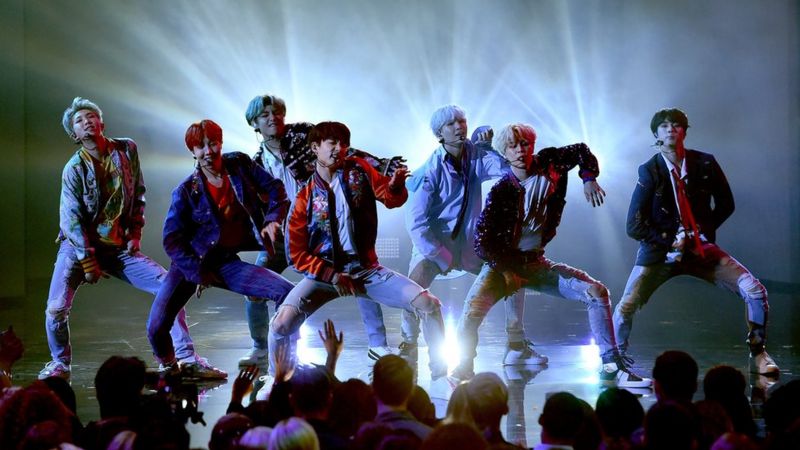 BTS: 'ความเป็นมนุษย์' กุญแจสู่ความสำเร็จของวงเค-ป็อป - BBC News ไทย