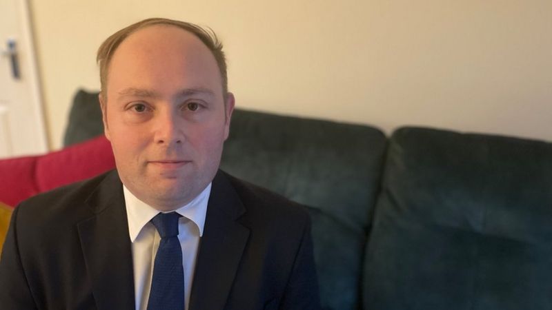 David Mackintosh: I want answers over missing money - BBC News