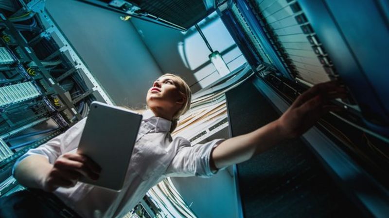 DDoS: Thirty-four arrested after international probe - BBC News