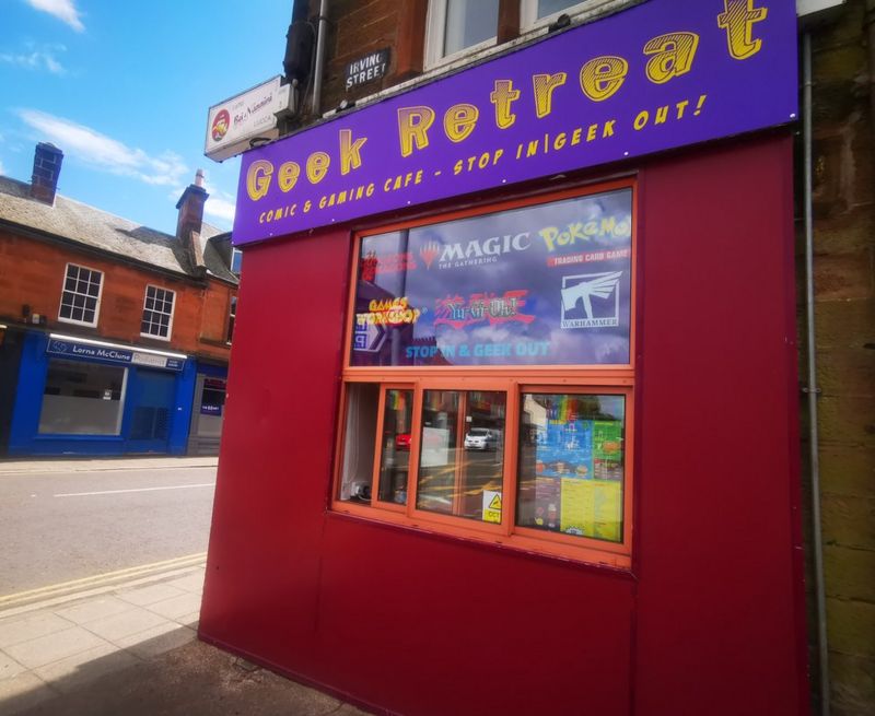 Geek Retreat rolls the dice on smaller town stores - BBC News