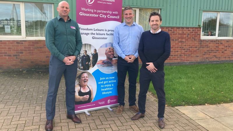 GL1 leisure centre could reopen following recruitment drive - BBC News