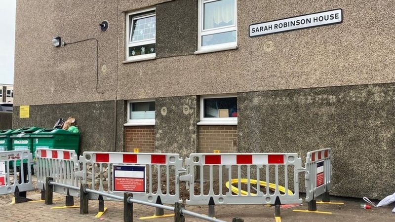 Portsmouth gas leak: No return home yet for residents - BBC News