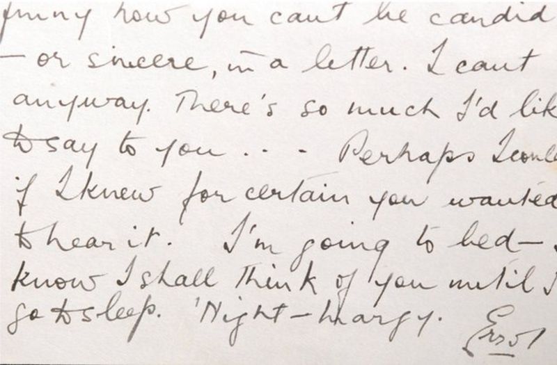 Errol Flynn love letters to Ledbury sweetheart to be sold - BBC News