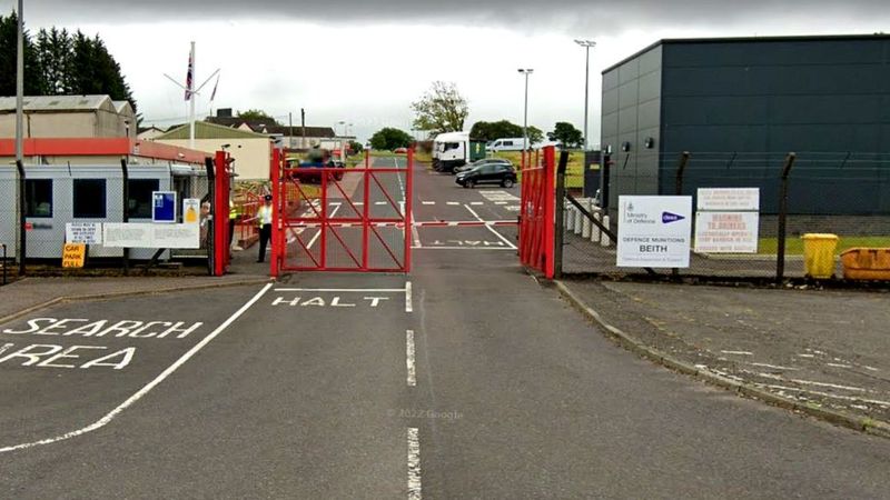 Ministry of Defence builds storage depot at Longtown in Cumbria - BBC News
