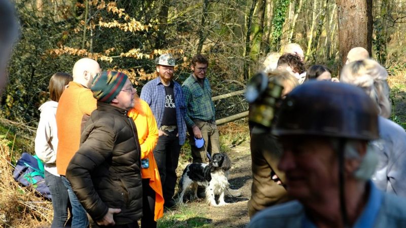 Waterloo Colliery Flood: Monument marks miners rescue - BBC News