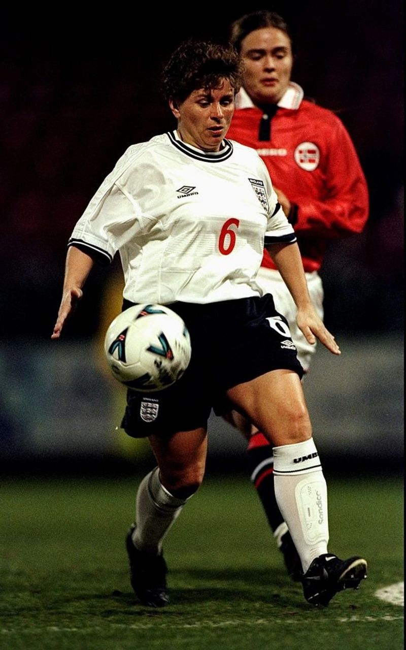 New campaign to honour past and present Lioness captains - BBC Newsround