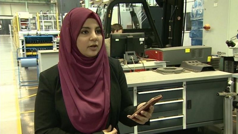 Birmingham engineer's PPE headscarf to inspire Muslim women - BBC News