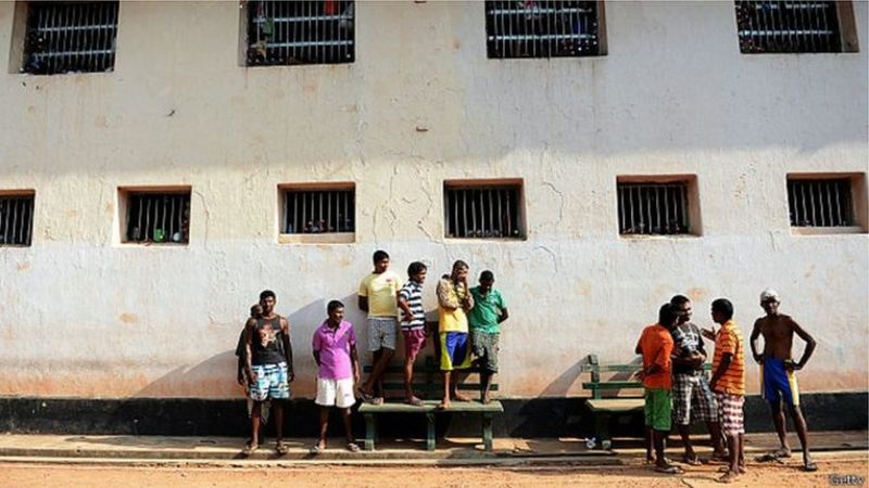 එල්ටීටීඊ නායකයන් නිදහස් කර තිබියදී අප රඳවා තබා ගන්නේ ඇයි? - දෙමළ ...