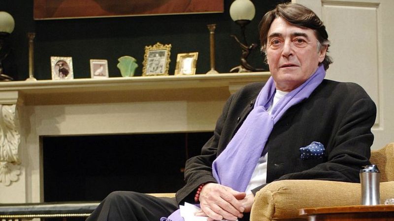 Scottish theatre director Bill Bryden dies aged 79 - BBC News