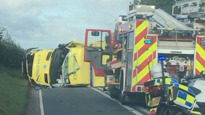 On-call Somerset ambulance collides with vehicle near Crewkerne - BBC News