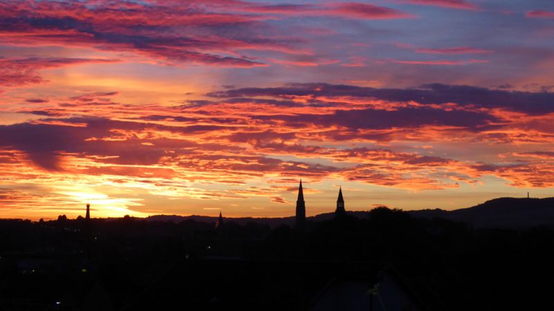 Your pictures of sunset over Scotland - BBC News
