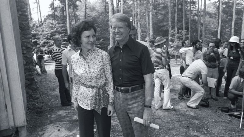 Jimmy Carter and Rosalynn celebrate 75 years of marriage - BBC News