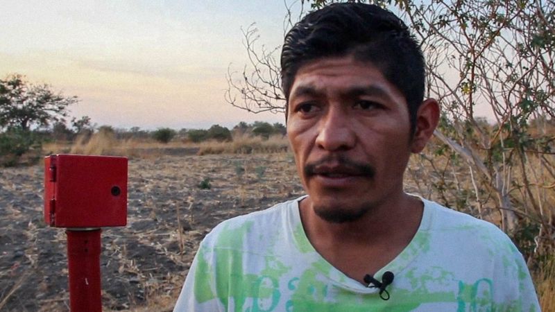 Samir Flores Soberanes: Thousands march in Mexico City over activist's ...